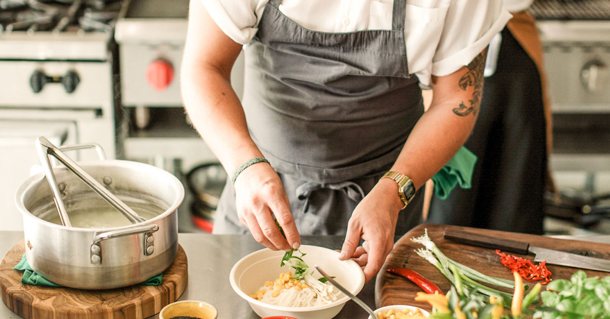 Delhi Govt To Come Out With Cloud Kitchen Policy To Streamline ...